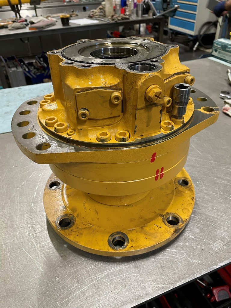 Expertise, réparation et remise en état d’un moteur hydraulique à ...